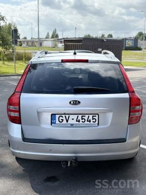 Grey Kia Ceed 2007 in Kuldiga, with an engine capacity of 1.60 L and mileage of 342 thousand km for 1450 €, photo 12 on AUTOMOTO.COM.LV