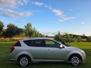 Grey Kia Ceed 2007 in Paide, with an engine capacity of 1.60 L and mileage of 0 thousand km for 1990 €, photo 3 on AUTOMOTO.COM.LV
