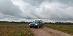 Grey Kia Ceed 2008 in Panevezys, with an engine capacity of 1.58 L and mileage of 266 thousand km for 950 €, photo 11 on AUTOMOTO.COM.LV