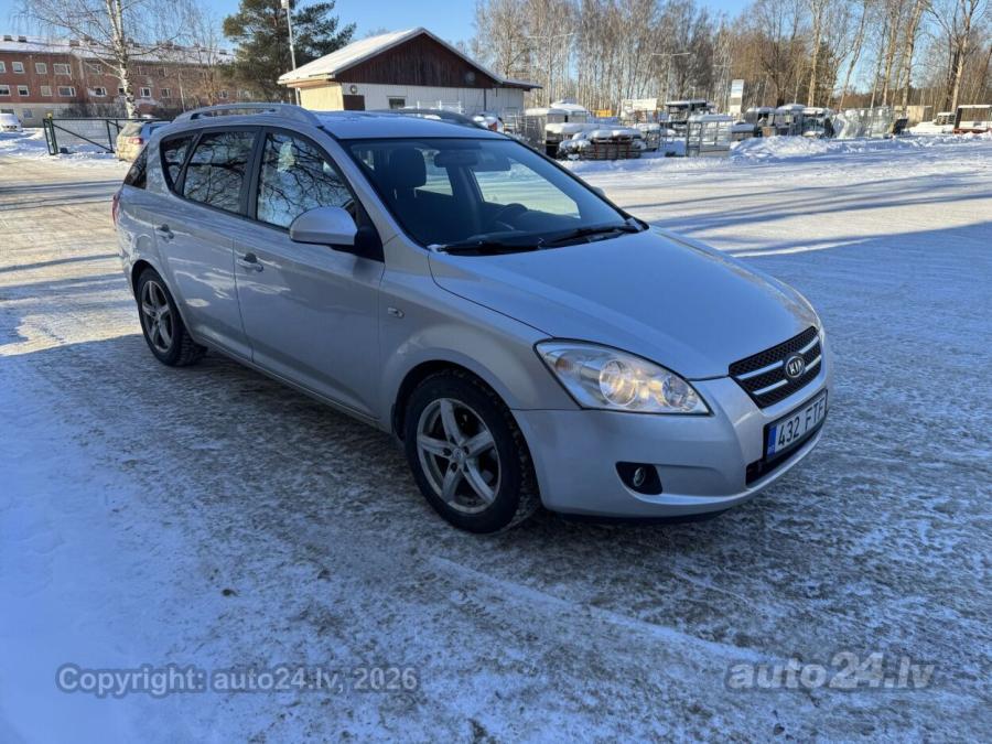 Pelēks Kia Ceed 2008 Veru, ar dzinēja tilpumu 1.60 L un nobraukumu 279 tūkst. km par 1900 €, foto 2 vietnē AUTOMOTO.COM.LV