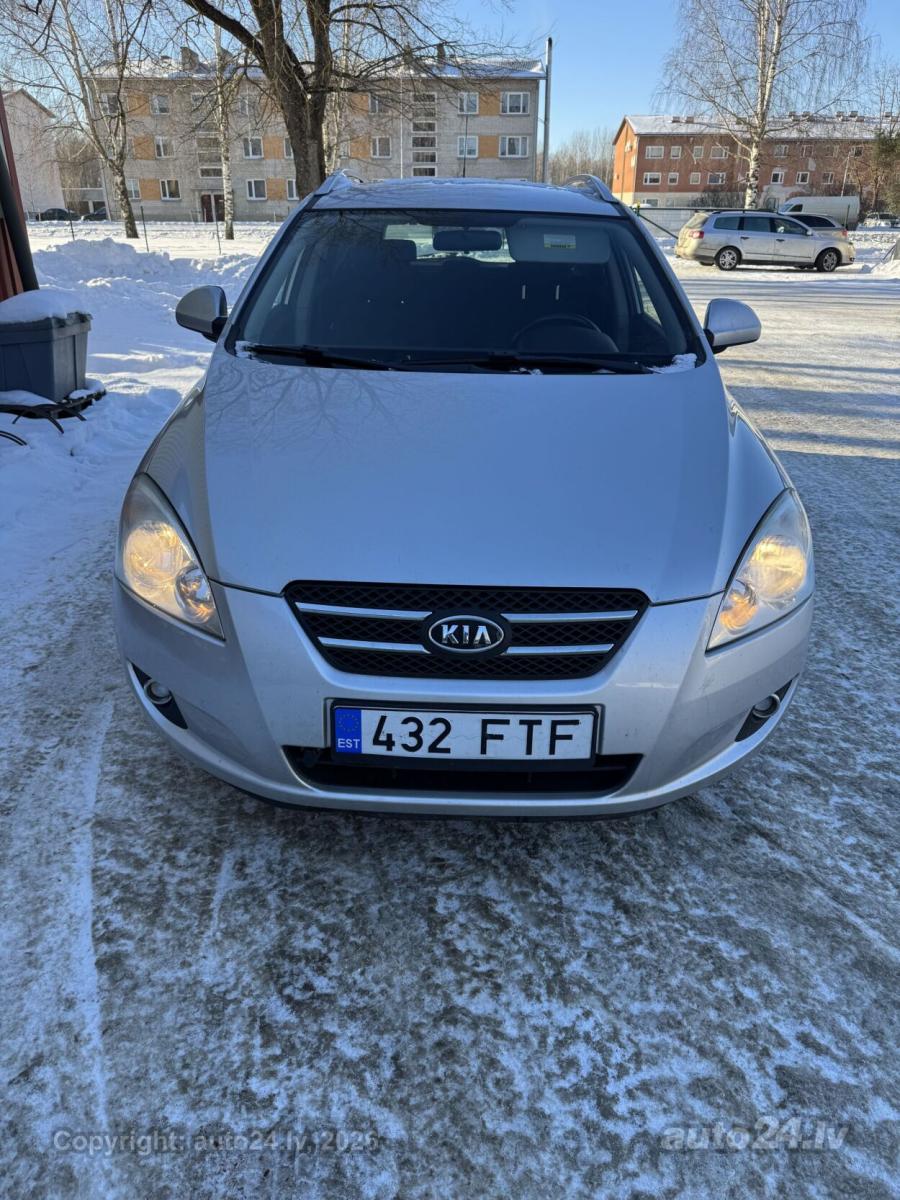 Pelēks Kia Ceed 2008 Veru, ar dzinēja tilpumu 1.60 L un nobraukumu 279 tūkst. km par 1900 €, foto 3 vietnē AUTOMOTO.COM.LV