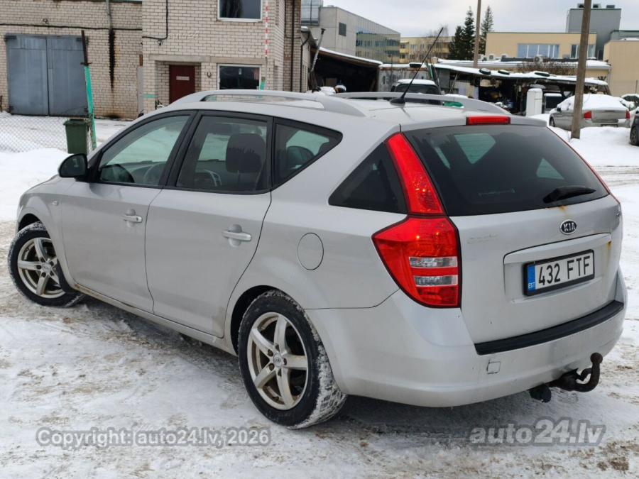 Pelēks Kia Ceed 2008 Tartu, ar dzinēja tilpumu 1.60 L un nobraukumu 278 tūkst. km par 1999 €, foto 4 vietnē AUTOMOTO.COM.LV