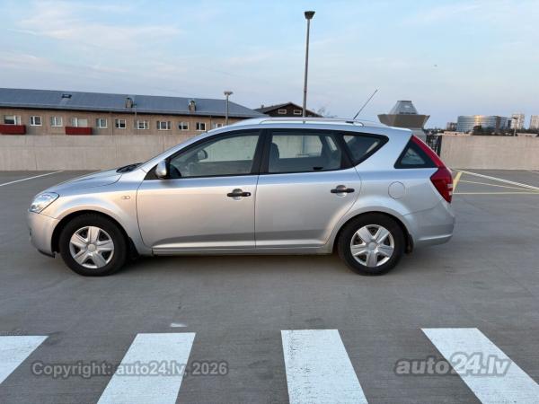 Grey Kia Ceed 2008 in Tallinn, with an engine capacity of 1.60 L and mileage of 208 thousand km for 3250 €, photo 5 on AUTOMOTO.COM.LV