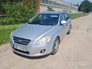 Pelēks Kia Ceed 2008 Jelgava, ar dzinēja tilpumu 1.60 L un nobraukumu 266 tūkst. km par 1500 €, foto  vietnē AUTOMOTO.COM.LV
