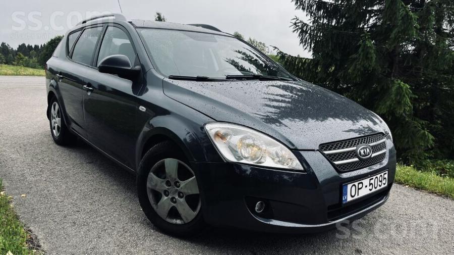 Pelēks Kia Ceed 2008 Cēsis, ar dzinēja tilpumu 1.60 L un nobraukumu 200 tūkst. km par 2050 €, foto 4 vietnē AUTOMOTO.COM.LV