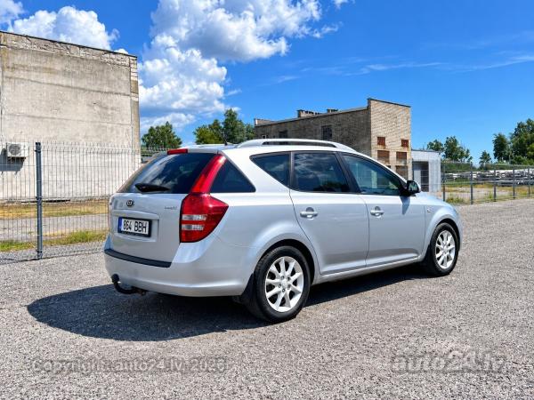 Pelēks Kia Ceed 2008 Pērnava, ar dzinēja tilpumu 1.60 L un nobraukumu 0 tūkst. km par 2799 €, foto 6 vietnē AUTOMOTO.COM.LV