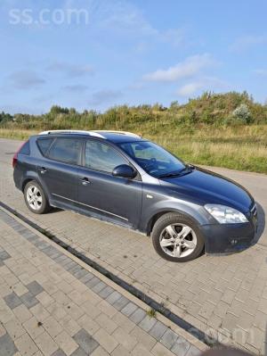 Pelēks Kia Ceed 2008 Rīga, ar dzinēja tilpumu 2.00 L un nobraukumu 324 tūkst. km par 2999 €, foto  vietnē AUTOMOTO.COM.LV