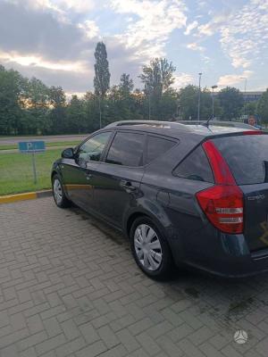 Grey Kia Ceed 2009 in Vilnius, with an engine capacity of 1.40 L and mileage of 165 thousand km for 2700 €, photo 3 on AUTOMOTO.COM.LV