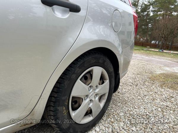 Grey Kia Ceed 2009 in Tallinn, with an engine capacity of 1.60 L and mileage of 134 thousand km for 2000 €, photo 5 on AUTOMOTO.COM.LV