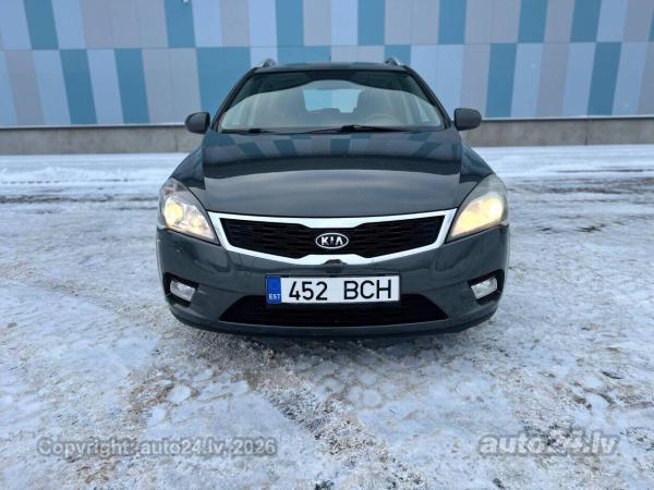 Pelēks Kia Ceed 2009 Tallina, ar dzinēja tilpumu 1.60 L un nobraukumu 169 tūkst. km par 2999 €, foto 3 vietnē AUTOMOTO.COM.LV