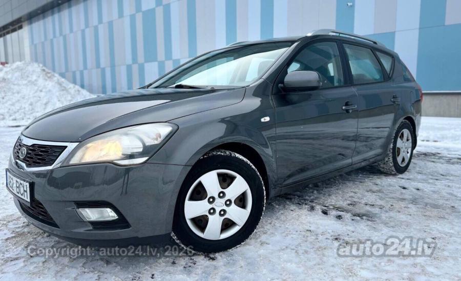 Grey Kia Ceed 2009 in Tallinn, with an engine capacity of 1.60 L and mileage of 169 thousand km for 2999 €, photo 4 on AUTOMOTO.COM.LV