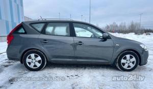Grey Kia Ceed 2009 in Tallinn, with an engine capacity of 1.60 L and mileage of 169 thousand km for 2999 €, photo 6 on AUTOMOTO.COM.LV
