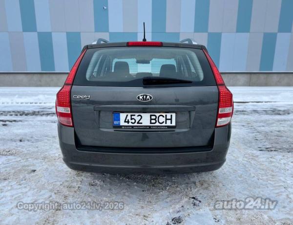 Pelēks Kia Ceed 2009 Tallina, ar dzinēja tilpumu 1.60 L un nobraukumu 169 tūkst. km par 2999 €, foto 7 vietnē AUTOMOTO.COM.LV