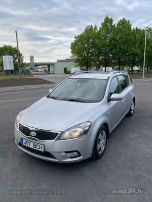Pelēks Kia Ceed 2009 Tallina, ar dzinēja tilpumu 1.60 L un nobraukumu 197 tūkst. km par 2599 €, foto 3 vietnē AUTOMOTO.COM.LV