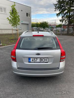 Pelēks Kia Ceed 2009 Tallina, ar dzinēja tilpumu 1.60 L un nobraukumu 197 tūkst. km par 2599 €, foto 8 vietnē AUTOMOTO.COM.LV