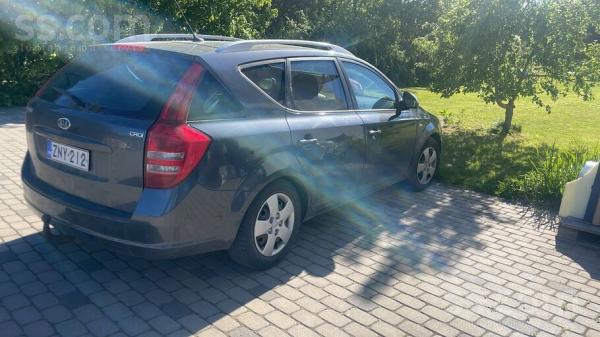 Pelēks Kia Ceed 2009 Rīga, ar dzinēja tilpumu 1.60 L un nobraukumu 361 tūkst. km par 950 €, foto 2 vietnē AUTOMOTO.COM.LV