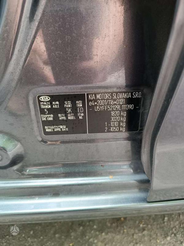 Pelēks Kia Ceed 2009 Viļņa, ar dzinēja tilpumu 1.40 L un nobraukumu 179 tūkst. km par 3100 €, foto 6 vietnē AUTOMOTO.COM.LV