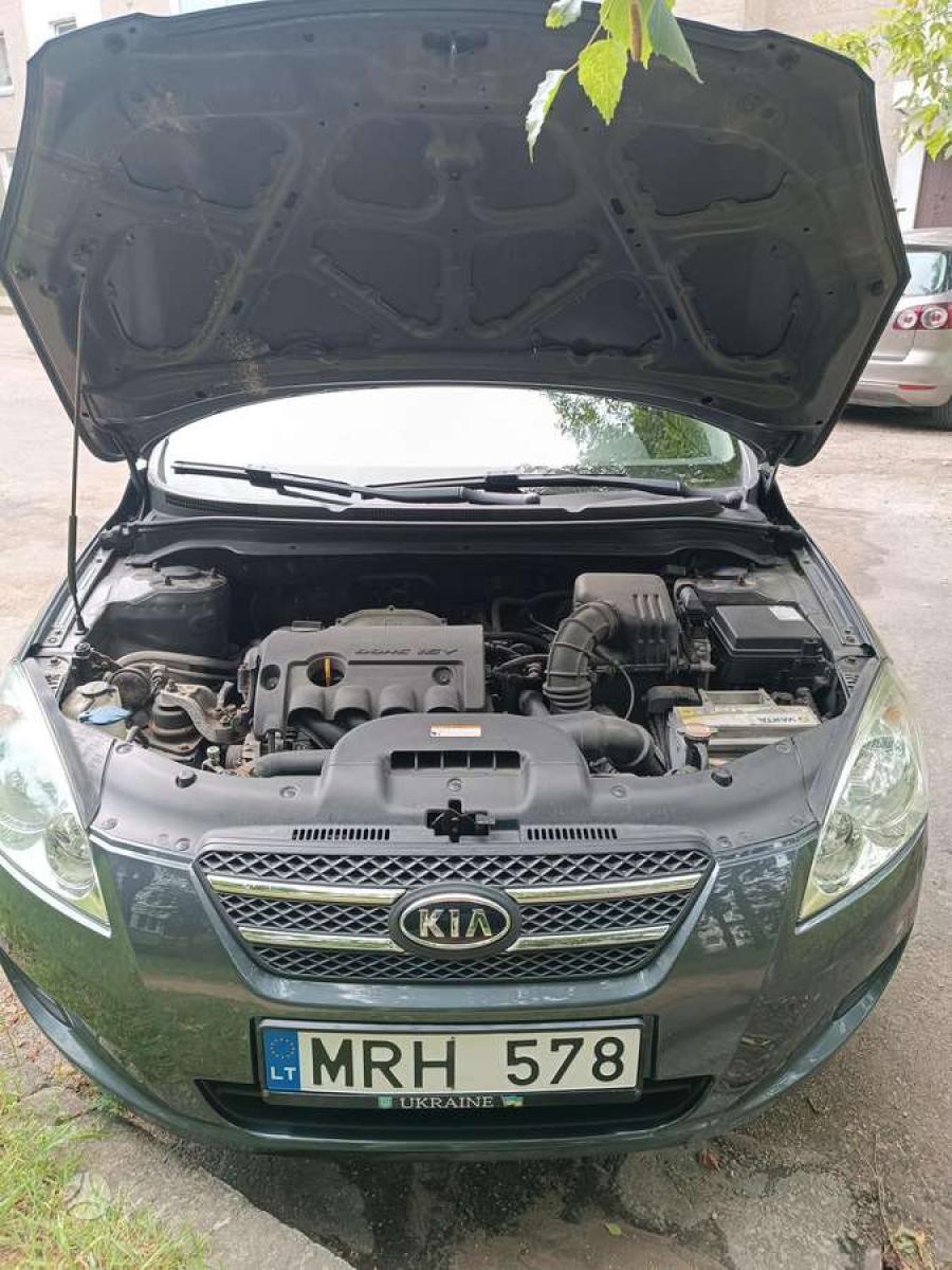 Grey Kia Ceed 2009 in Vilnius, with an engine capacity of 1.40 L and mileage of 179 thousand km for 3100 €, photo 13 on AUTOMOTO.COM.LV