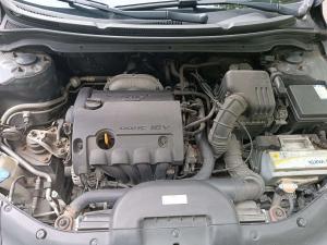 Grey Kia Ceed 2009 in Vilnius, with an engine capacity of 1.40 L and mileage of 179 thousand km for 3100 €, photo 14 on AUTOMOTO.COM.LV