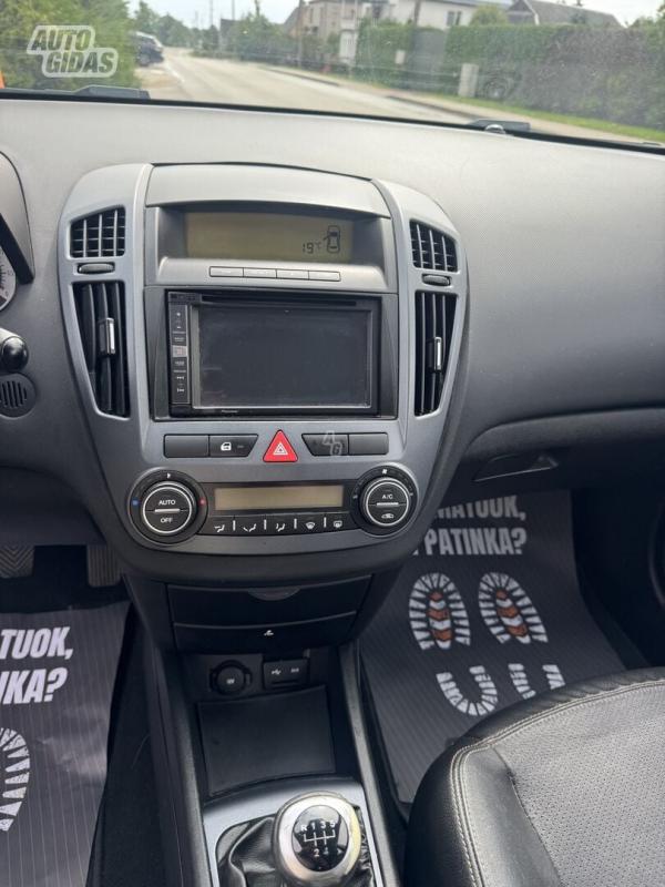 Pelēks Kia Ceed 2009 Kauņa, ar dzinēja tilpumu 1.60 L un nobraukumu 236 tūkst. km par 1999 €, foto 10 vietnē AUTOMOTO.COM.LV