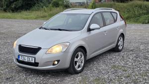 Grey Kia Ceed 2009 in Tallinn, with an engine capacity of 1.60 L and mileage of 249 thousand km for 2900 €, photo 16 on AUTOMOTO.COM.LV