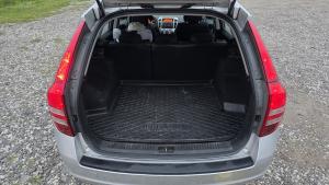 Grey Kia Ceed 2009 in Tallinn, with an engine capacity of 1.60 L and mileage of 249 thousand km for 2900 €, photo 22 on AUTOMOTO.COM.LV