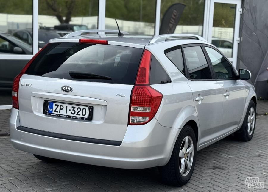 Pelēks Kia Ceed 2010 Radviliškis, ar dzinēja tilpumu 1.60 L un nobraukumu 292 tūkst. km par 3650 €, foto 9 vietnē AUTOMOTO.COM.LV