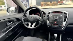 Pelēks Kia Ceed 2010 Radviliškis, ar dzinēja tilpumu 1.60 L un nobraukumu 292 tūkst. km par 3650 €, foto 13 vietnē AUTOMOTO.COM.LV