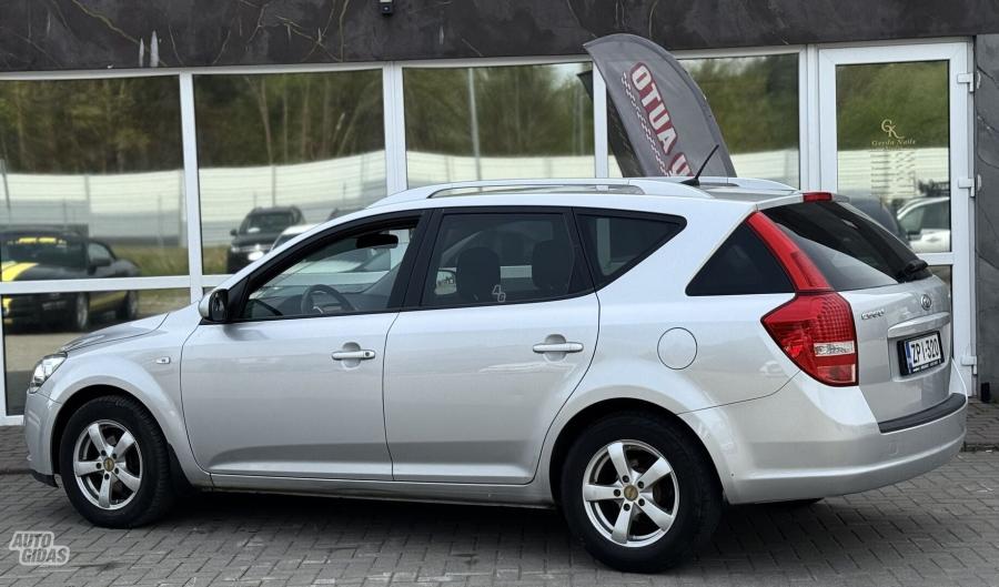 Grey Kia Ceed 2010 in Radviliskis, with an engine capacity of 1.60 L and mileage of 292 thousand km for 3650 €, photo 8 on AUTOMOTO.COM.LV