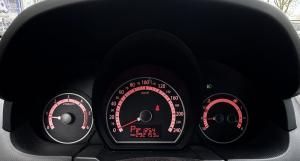 Grey Kia Ceed 2010 in Radviliskis, with an engine capacity of 1.60 L and mileage of 292 thousand km for 3650 €, photo 19 on AUTOMOTO.COM.LV