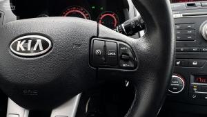 Grey Kia Ceed 2010 in Radviliskis, with an engine capacity of 1.60 L and mileage of 292 thousand km for 3650 €, photo 22 on AUTOMOTO.COM.LV