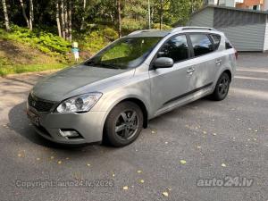 Grey Kia Ceed 2010 in Tallinn, with an engine capacity of 0.00 L and mileage of 325 thousand km for 1990 €, photo  on AUTOMOTO.COM.LV