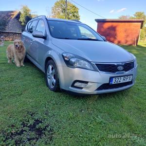 Pelēks Kia Ceed 2010 Tallina, ar dzinēja tilpumu 1.60 L un nobraukumu 350 tūkst. km par 2750 €, foto  vietnē AUTOMOTO.COM.LV