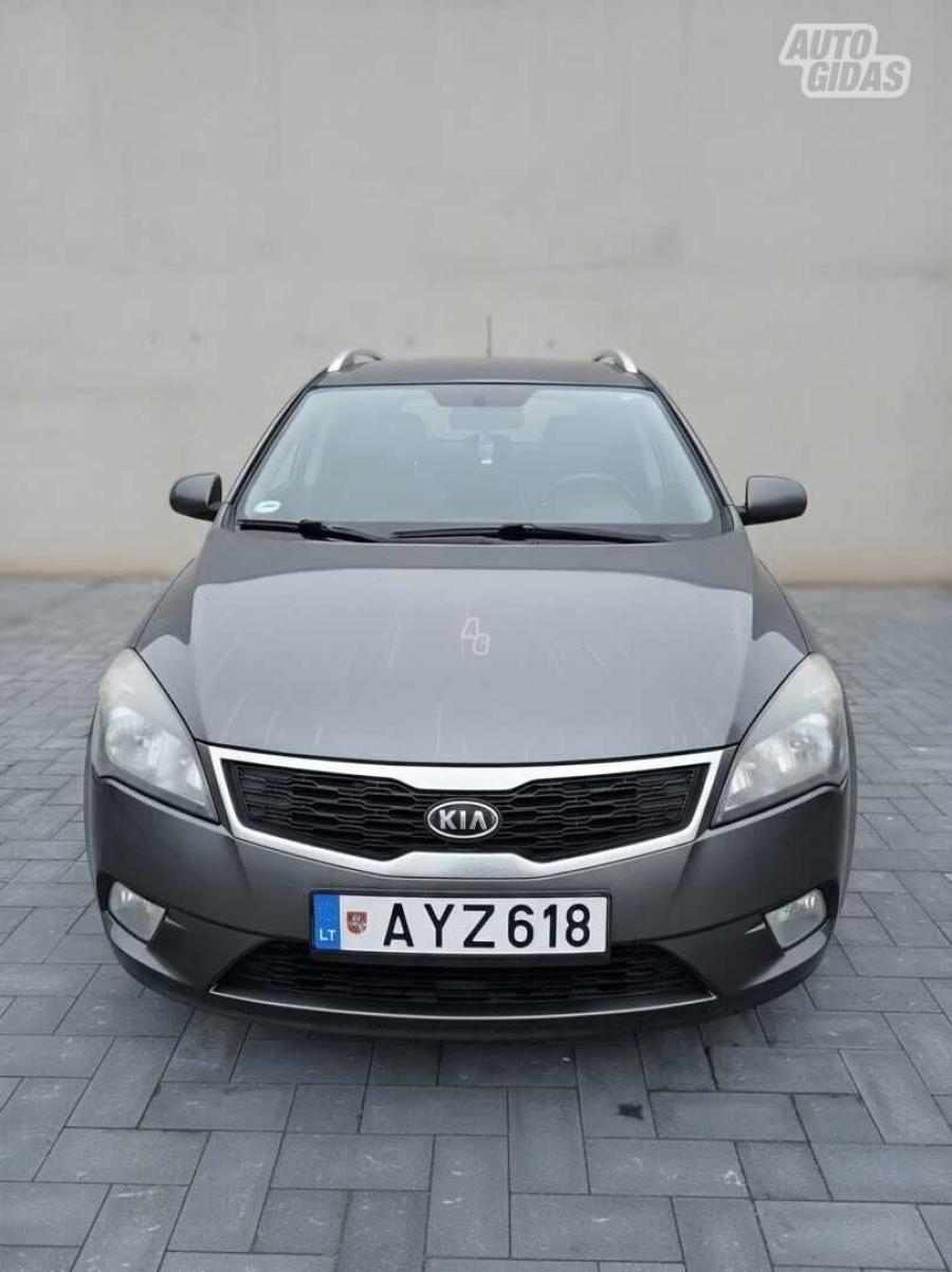 Pelēks Kia Ceed 2010 Kauņa, ar dzinēja tilpumu 1.60 L un nobraukumu 297 tūkst. km par 1760 €, foto 1 vietnē AUTOMOTO.COM.LV