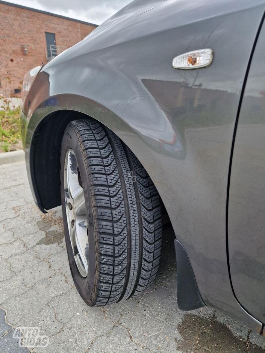 Pelēks Kia Ceed 2010 Kauņa, ar dzinēja tilpumu 1.60 L un nobraukumu 297 tūkst. km par 1760 €, foto 7 vietnē AUTOMOTO.COM.LV