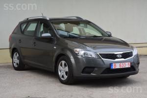 Pelēks Kia Ceed 2011 Ogre, ar dzinēja tilpumu 1.60 L un nobraukumu 169 tūkst. km par 2000 €, foto 3 vietnē AUTOMOTO.COM.LV