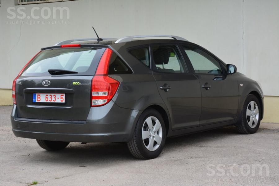 Pelēks Kia Ceed 2011 Ogre, ar dzinēja tilpumu 1.60 L un nobraukumu 169 tūkst. km par 2000 €, foto 6 vietnē AUTOMOTO.COM.LV