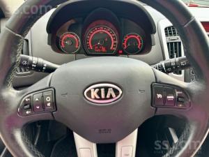 Grey Kia Ceed 2011 in Riga, with an engine capacity of 1.60 L and mileage of 251 thousand km for 3950 €, photo 10 on AUTOMOTO.COM.LV