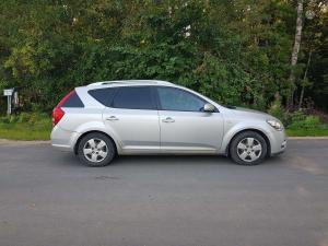 Pelēks Kia Ceed 2011 Viļņa, ar dzinēja tilpumu 1.60 L un nobraukumu 380 tūkst. km par 750 €, foto 6 vietnē AUTOMOTO.COM.LV