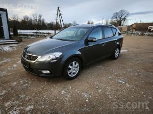 Pelēks Kia Ceed 2012 Kuldīga, ar dzinēja tilpumu 1.60 L un nobraukumu 269 tūkst. km par 3750 €, foto 2 vietnē AUTOMOTO.COM.LV