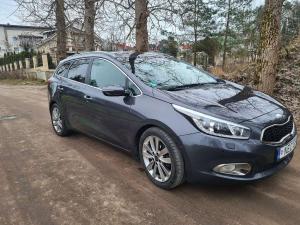 Pelēks Kia Ceed 2012 Viļņa, ar dzinēja tilpumu 1.60 L un nobraukumu 213 tūkst. km par 5999 €, foto 6 vietnē AUTOMOTO.COM.LV