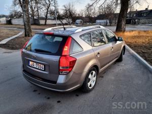Pelēks Kia Ceed 2012 Rīga, ar dzinēja tilpumu 1.60 L un nobraukumu 230 tūkst. km par 2000 €, foto 4 vietnē AUTOMOTO.COM.LV
