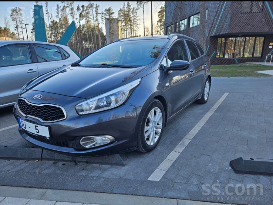 Pelēks Kia Ceed 2013 Jūrmala, ar dzinēja tilpumu 1.60 L un nobraukumu 0 tūkst. km par 2470 €, foto 6 vietnē AUTOMOTO.COM.LV