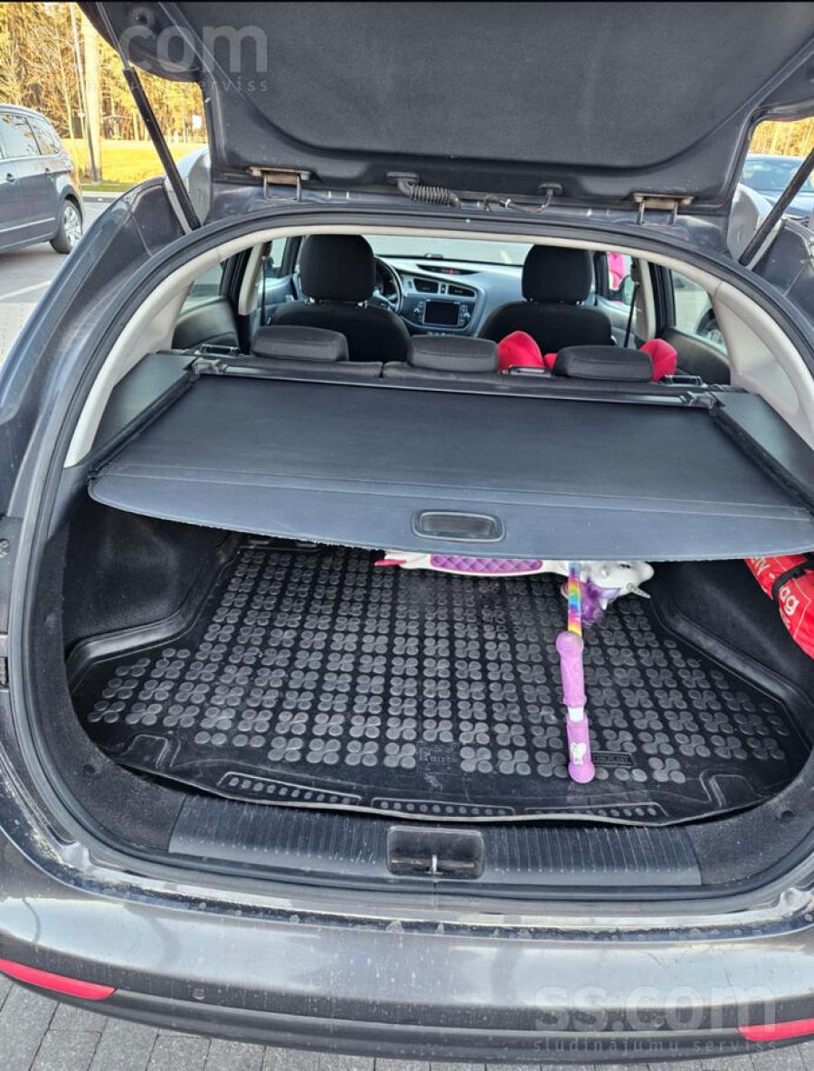 Pelēks Kia Ceed 2013 Jūrmala, ar dzinēja tilpumu 1.60 L un nobraukumu 0 tūkst. km par 2470 €, foto 9 vietnē AUTOMOTO.COM.LV