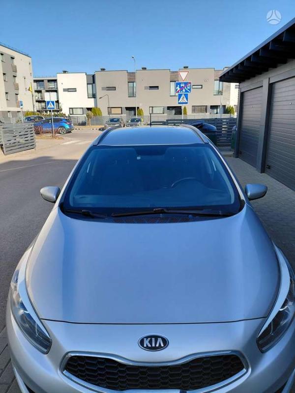 Pelēks Kia Ceed 2013 Viļņa, ar dzinēja tilpumu 1.40 L un nobraukumu 266 tūkst. km par 2900 €, foto 4 vietnē AUTOMOTO.COM.LV