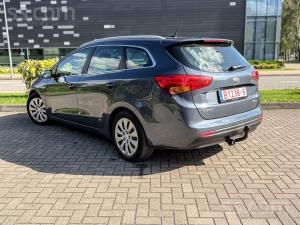 Pelēks Kia Ceed 2013 Jelgava, ar dzinēja tilpumu 1.60 L un nobraukumu 146 tūkst. km par 5500 €, foto 6 vietnē AUTOMOTO.COM.LV