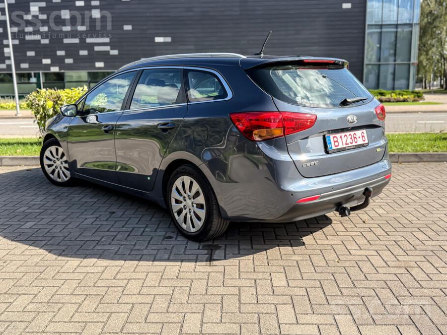 Pelēks Kia Ceed 2013 Jelgava, ar dzinēja tilpumu 1.60 L un nobraukumu 146 tūkst. km par 5500 €, foto 6 vietnē AUTOMOTO.COM.LV