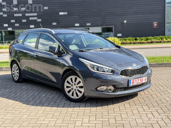 Pelēks Kia Ceed 2013 Jelgava, ar dzinēja tilpumu 1.60 L un nobraukumu 146 tūkst. km par 5500 €, foto 8 vietnē AUTOMOTO.COM.LV