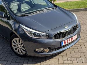 Pelēks Kia Ceed 2013 Jelgava, ar dzinēja tilpumu 1.60 L un nobraukumu 146 tūkst. km par 5500 €, foto 9 vietnē AUTOMOTO.COM.LV