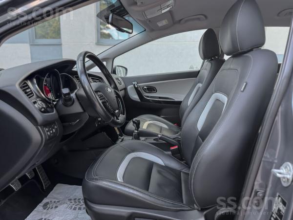 Pelēks Kia Ceed 2013 Jelgava, ar dzinēja tilpumu 1.60 L un nobraukumu 146 tūkst. km par 5500 €, foto 11 vietnē AUTOMOTO.COM.LV